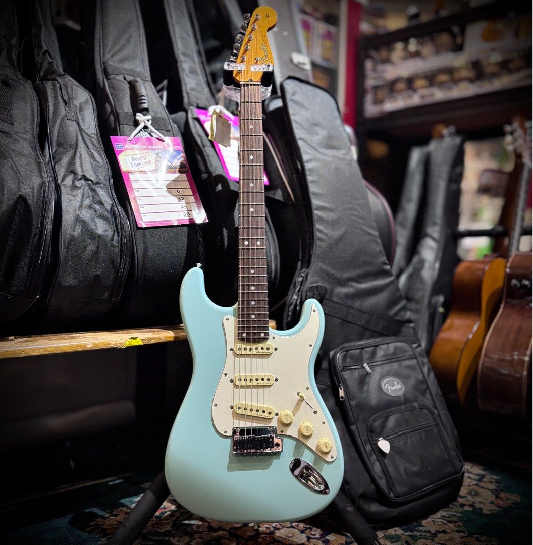Fender Japan Rei Stratocaster R246 Electric Guitar, RW FB, Rei Blue ...
