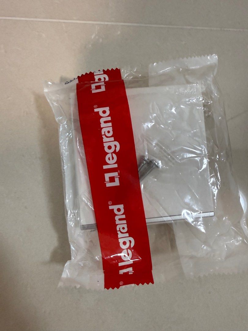 Legrand Galion 16AX 1G 1-Way Switch, TV & Home Appliances, Electrical ...