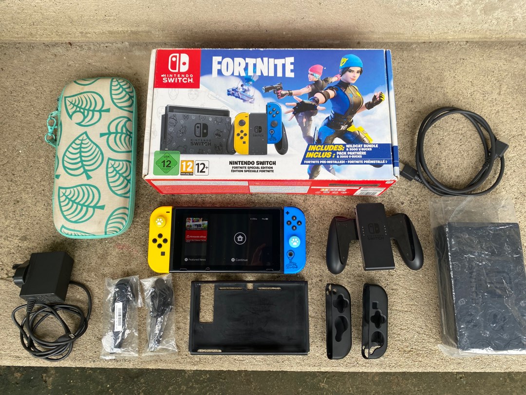 Nintendo Switch V2 Fortnite Edition, Video Gaming, Video Game Consoles ...