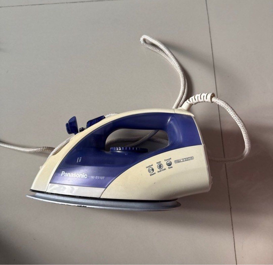 Panasonic NI-E510T Steam Iron, TV & Home Appliances, Irons & Steamers ...
