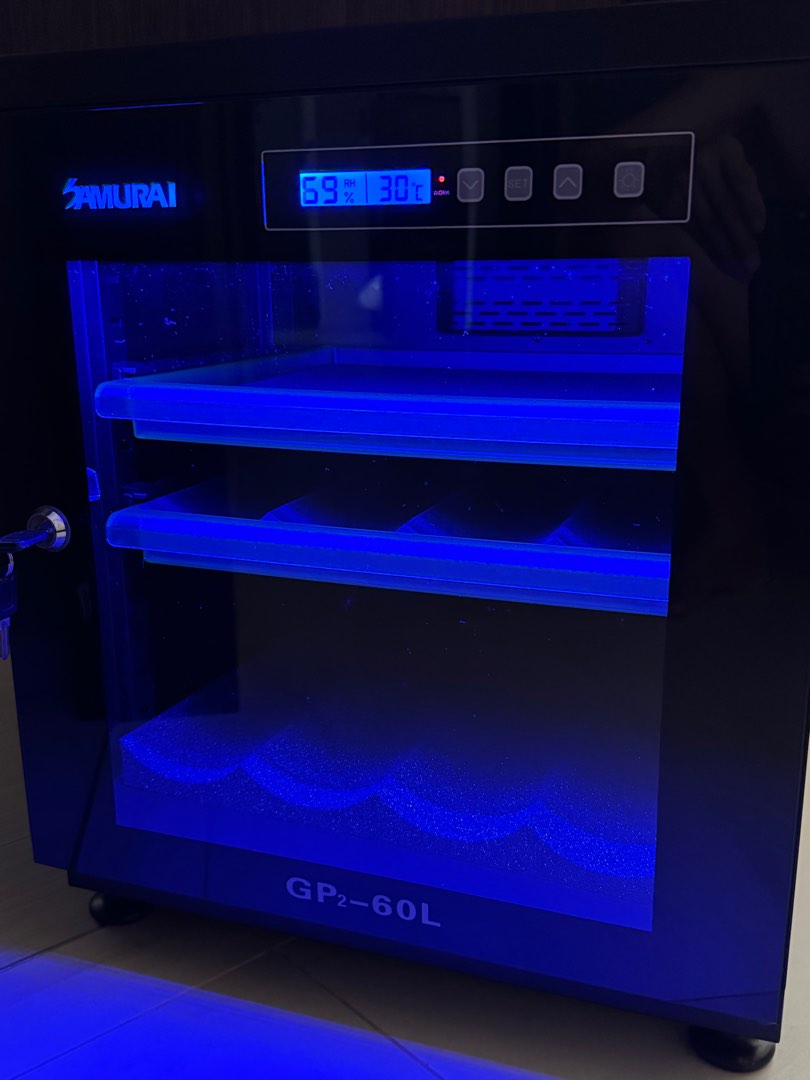 Samurai Dry Cabinet Box 60L, Photography, Photography Accessories, Dry ...