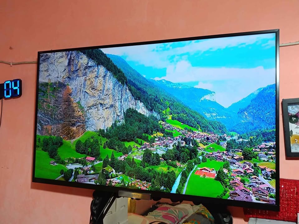 Sony Bravia 42 Inch LED TV. Slim Bezel. MyTV Dan HDMI ARC, TV & Home ...