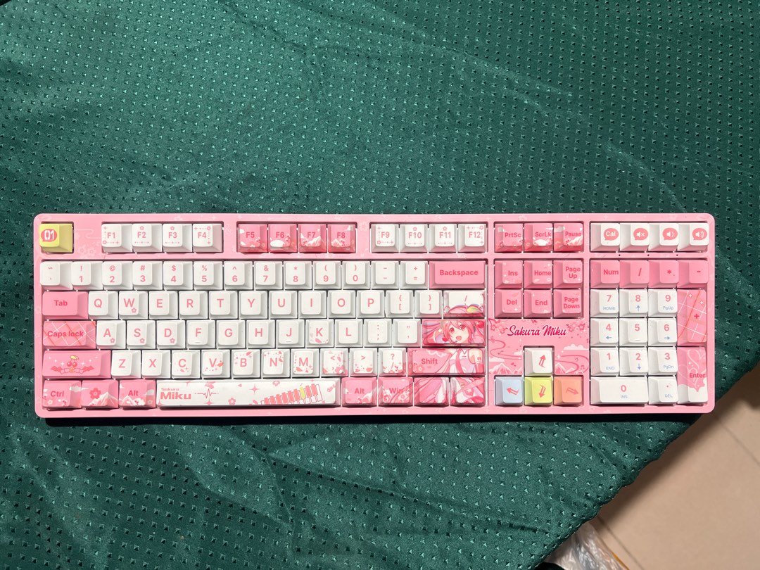 Akko Sakura Miku Mechanical Keyboard 5108B, Computers & Tech, Parts ...