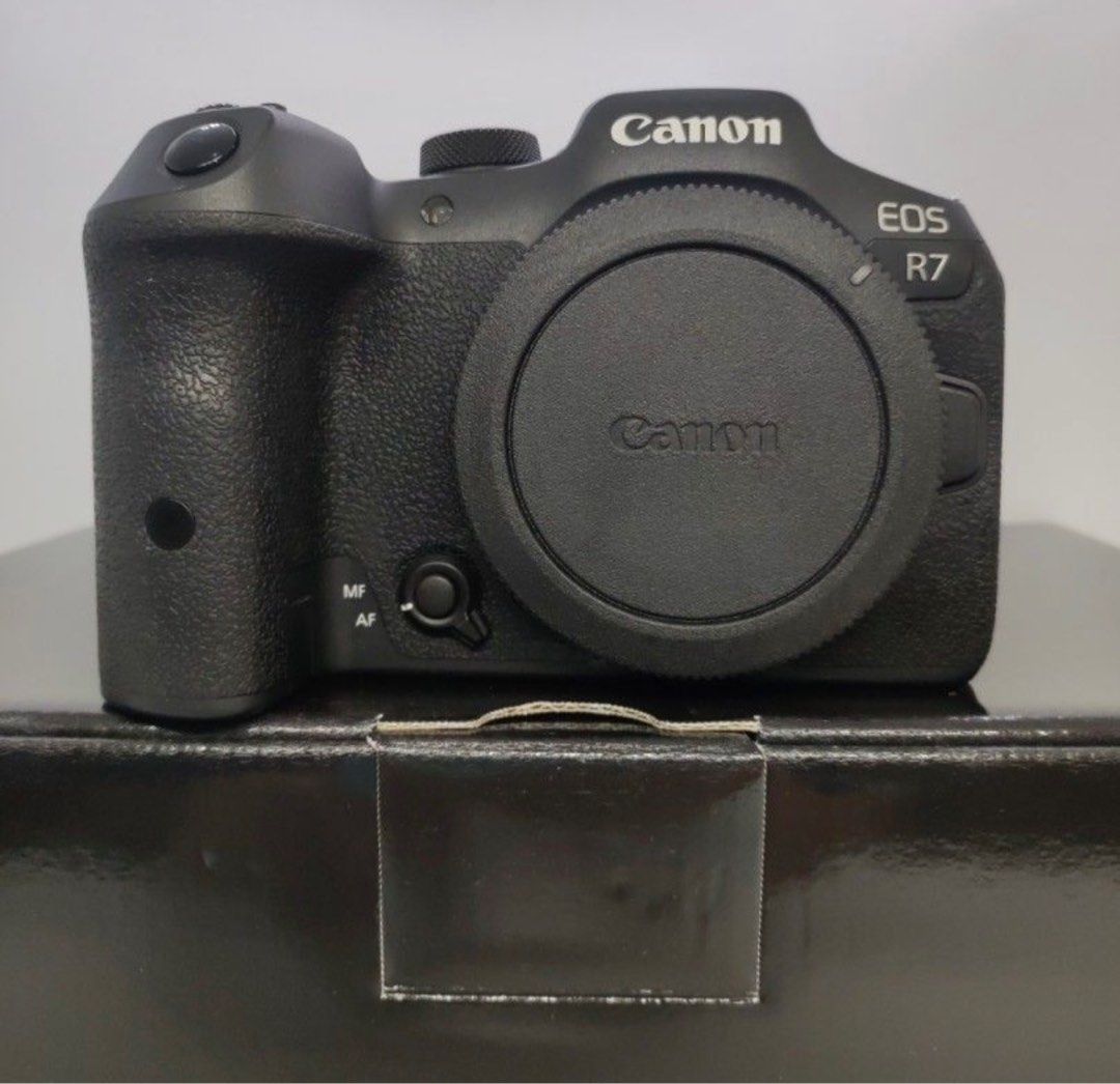 Canon EOS R7 Mirrorless Camera, Photography, Cameras on Carousell