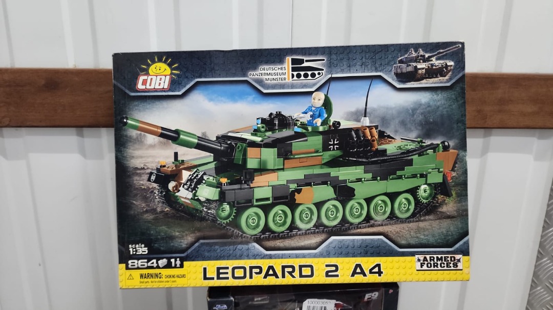 Cobi 2618 World of Tanks Leopard 2 A4 Tank Building Blocks (864 Pieces ...