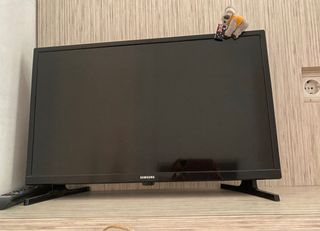 Tv led 24 Dijual | Carousell Indonesia
