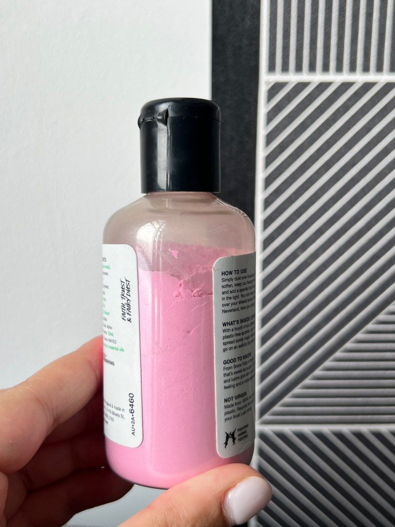 Lush Fairy Dust Dusting Powder 70g, Beauty & Personal Care, Bath & Body ...