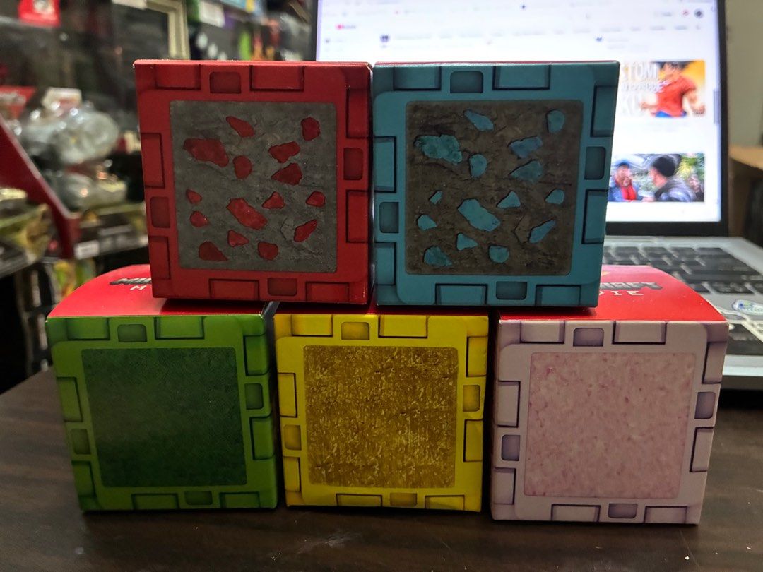 McDonald’s Happy meal Minecraft the movie Blocks set of 5, Hobbies ...