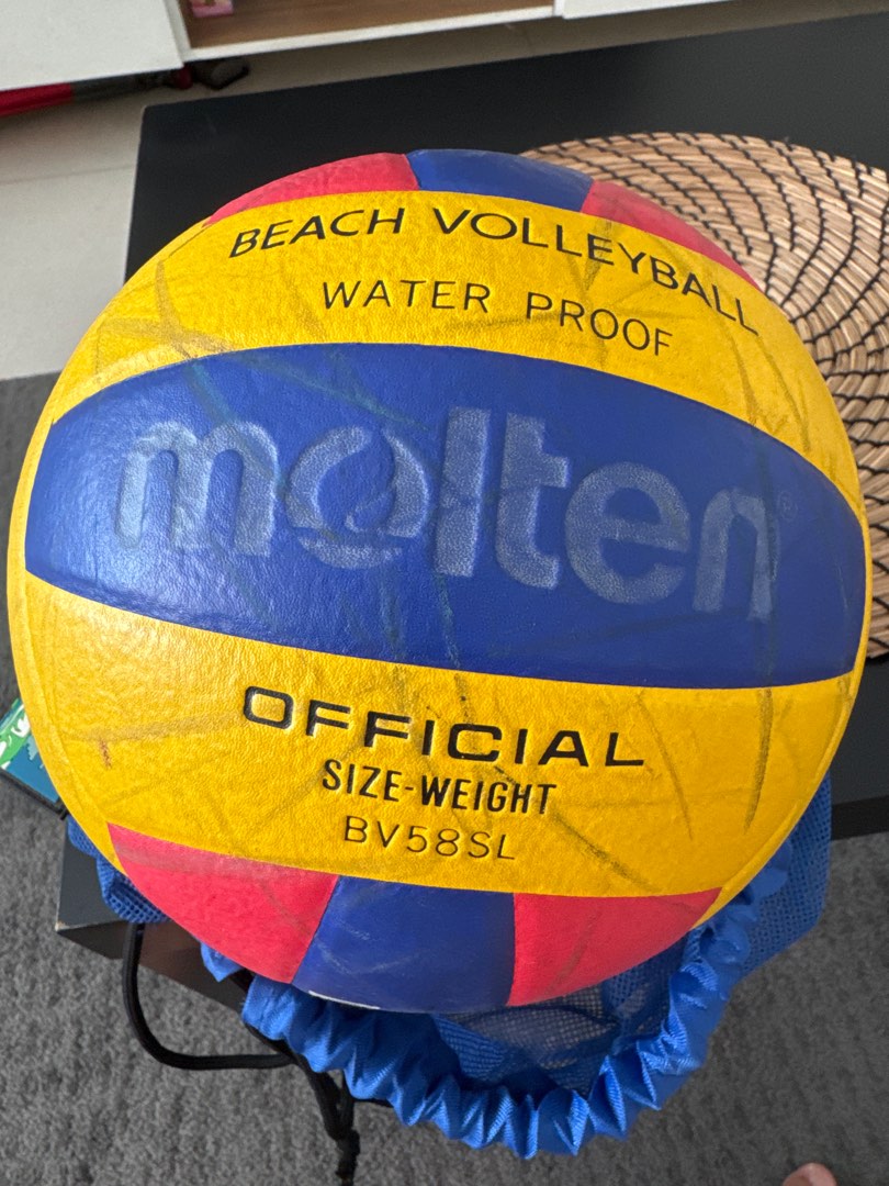 Molten Beach Volleyball BV58SL, Sports Equipment, Sports & Games ...
