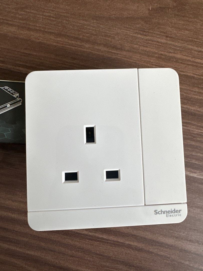 Schneider Electric Single Socket Outlet, TV & Home Appliances ...