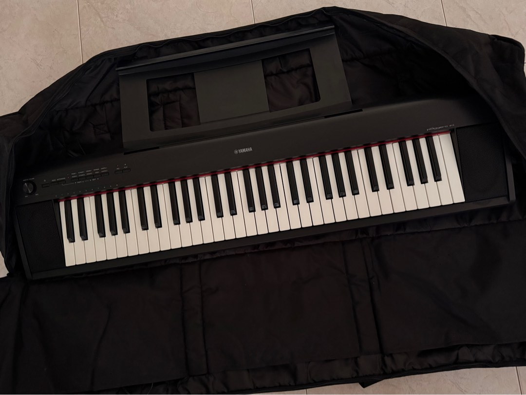 Yamaha NP-12 Piaggero 61-Key Portable Keyboard, Hobbies & Toys, Musical ...