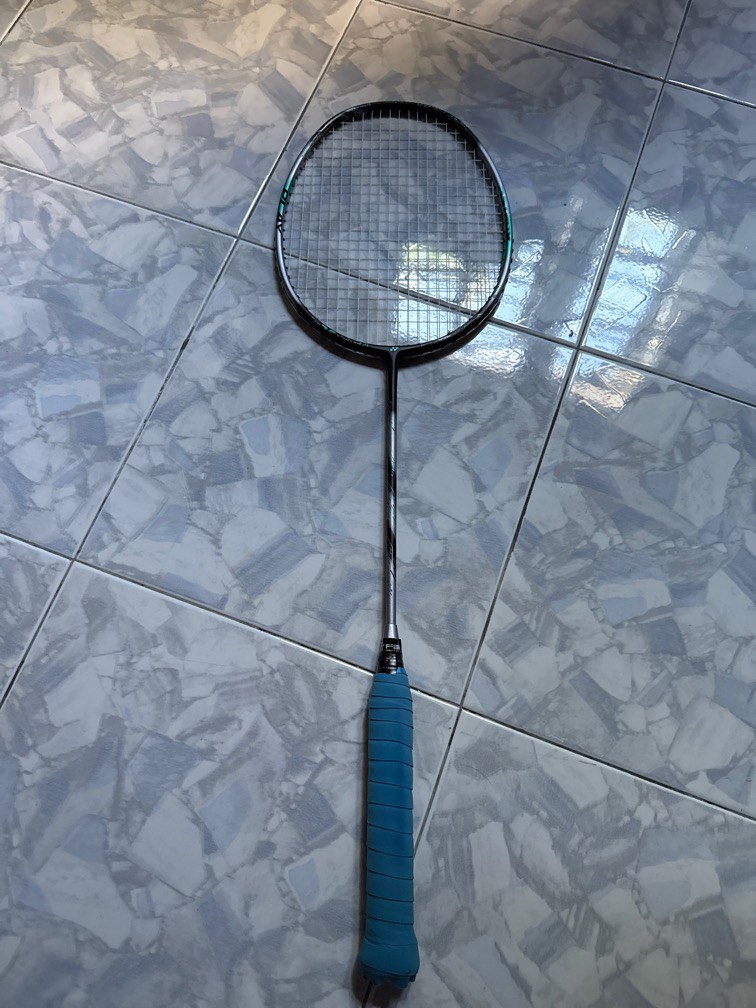 YONEX ASTROX 88 PLAY 3rd GEN, Sports Equipment, Sports & Games, Racket ...