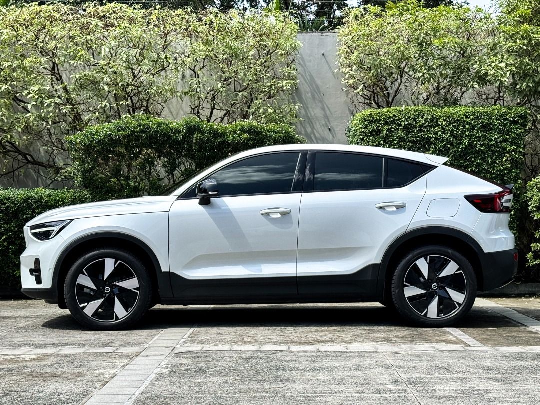 2024 Volvo C40 - Dual Motor - Electric - 402 HP - 500 KM Range - Local ...