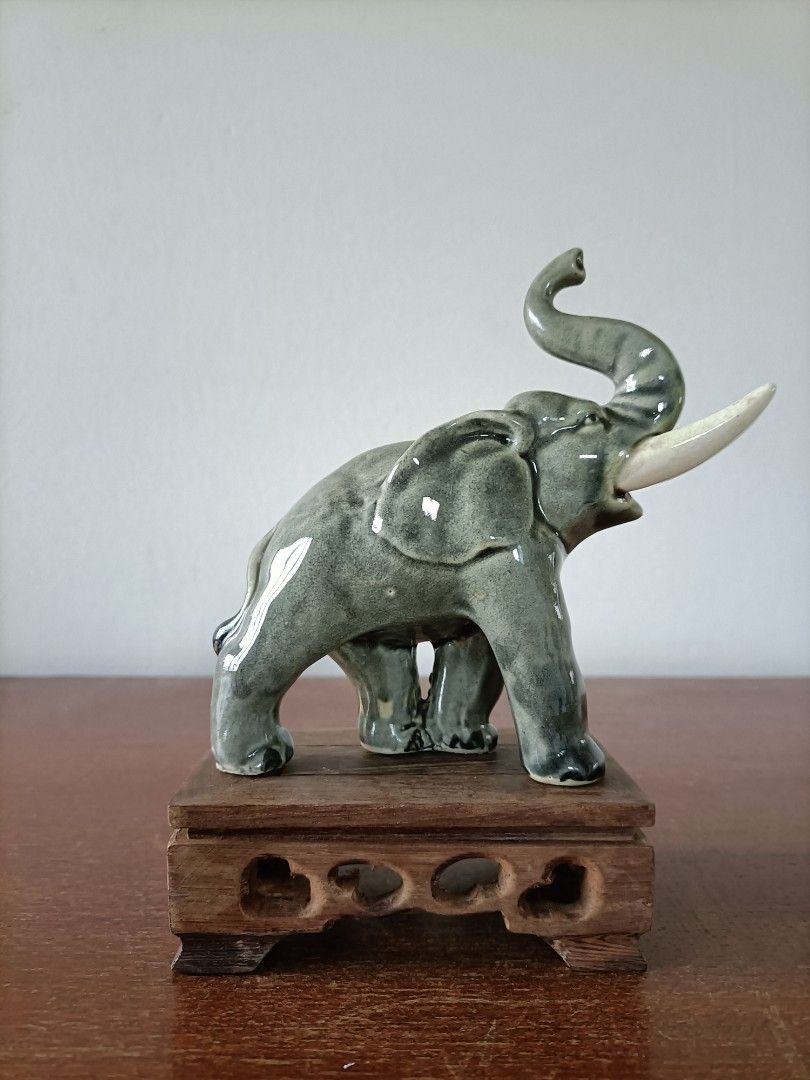 70s CR Ceramic Elephant 🐘 Figurine Height 12.5cm Perfect, Hobbies ...