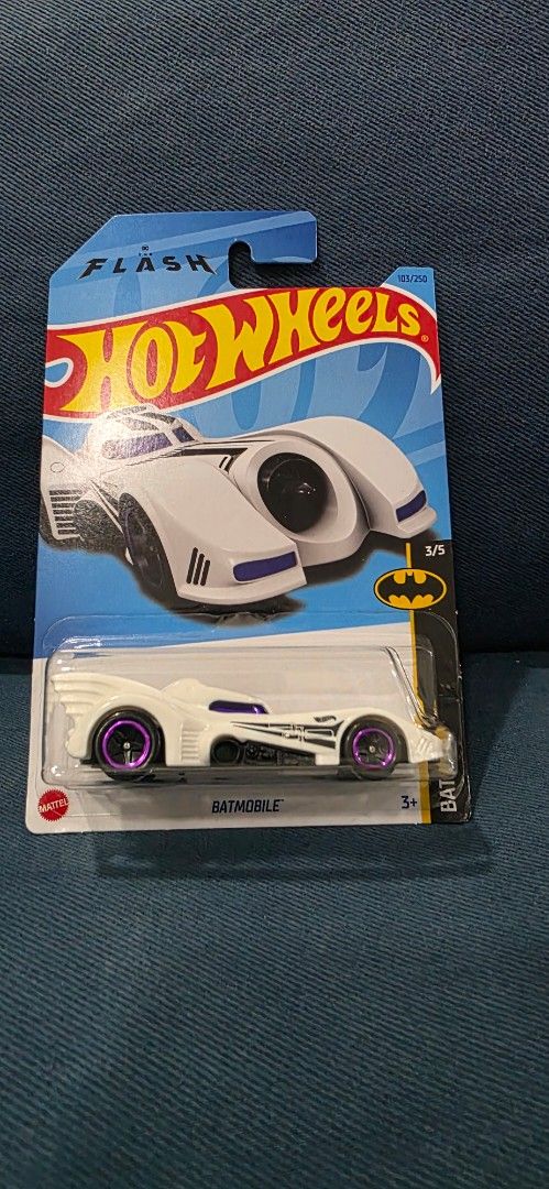 Hot Wheels Flash Batmobile, Hobbies & Toys, Toys & Games on Carousell