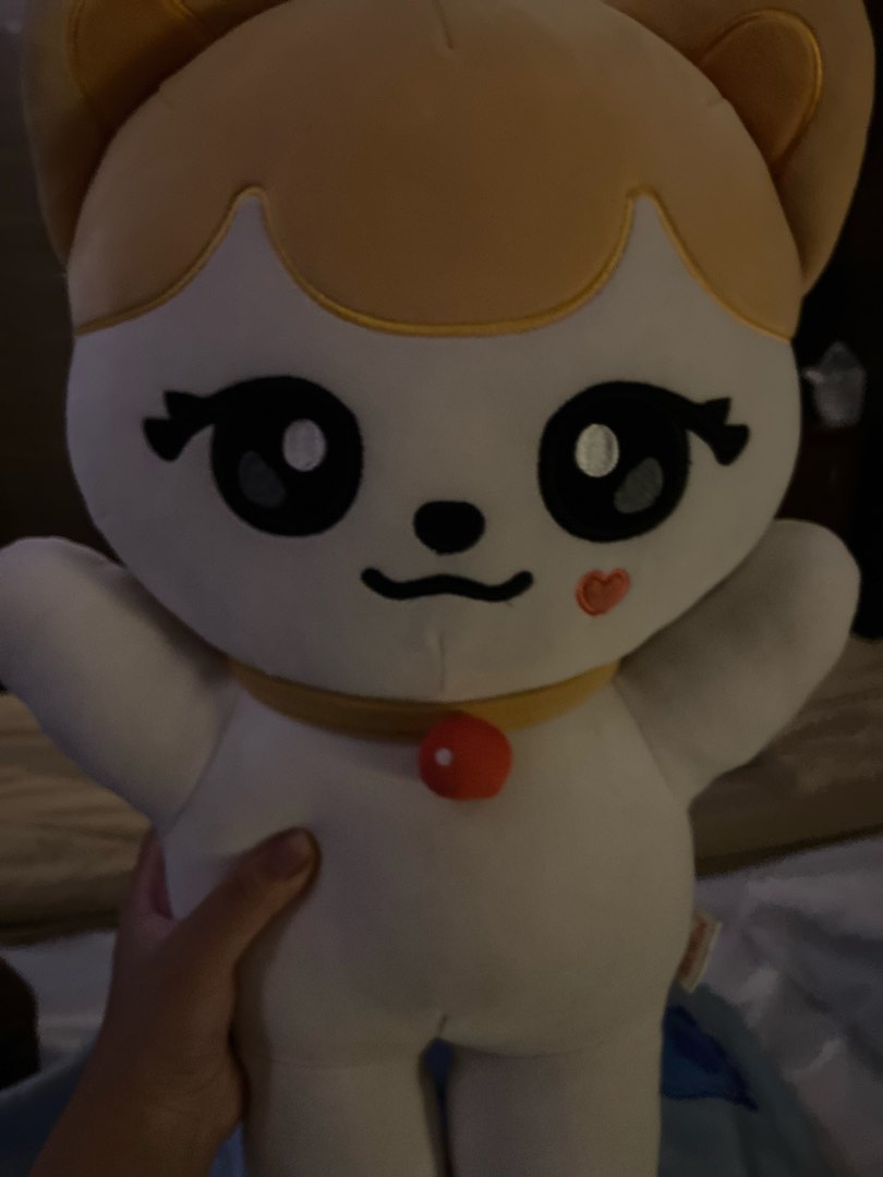 IVE LIZ CHEEZ MINIVE OFFICIAL PLUSHIE, Hobbies & Toys, Collectibles ...