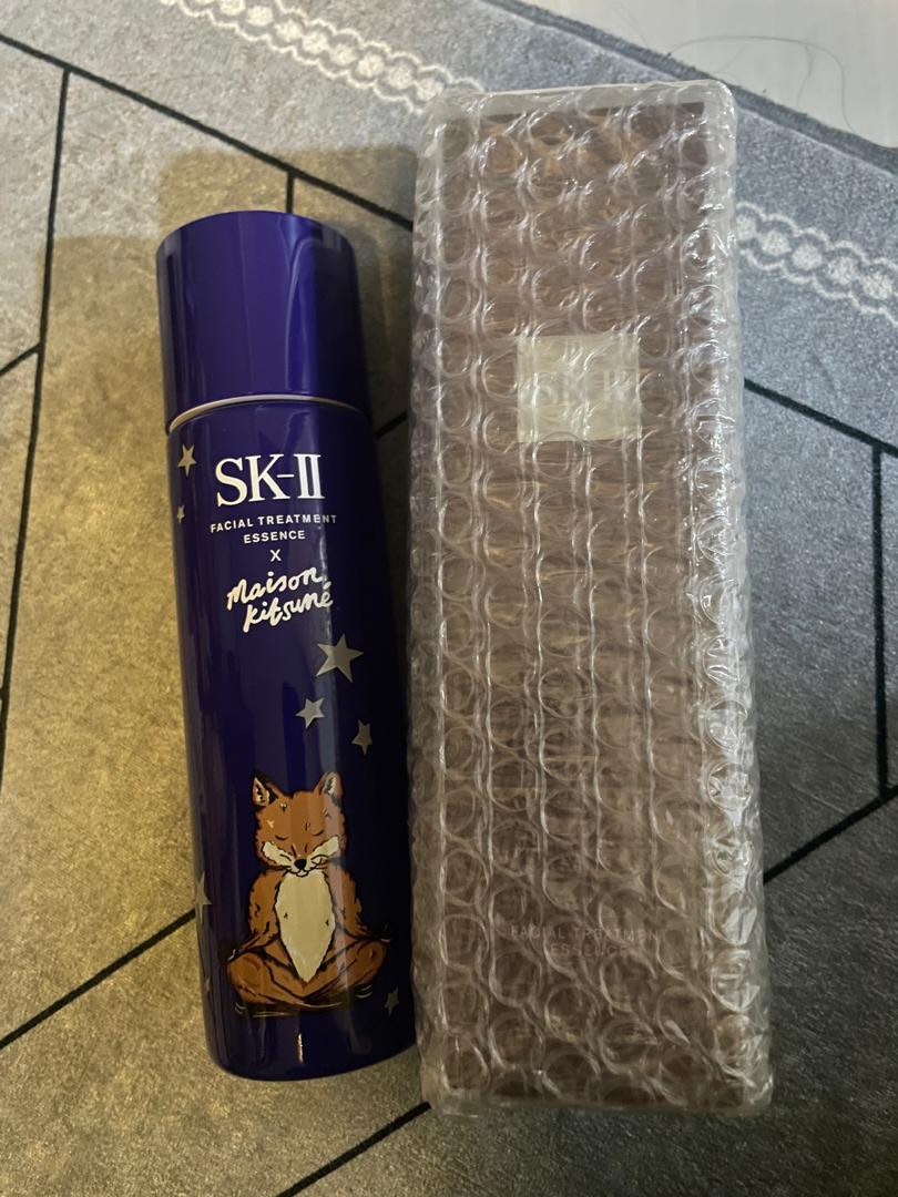 Limited Edition 2024 Facial Treatment Essence x Maison Kitsune + 1 Common Bottle SK II (230ml ...
