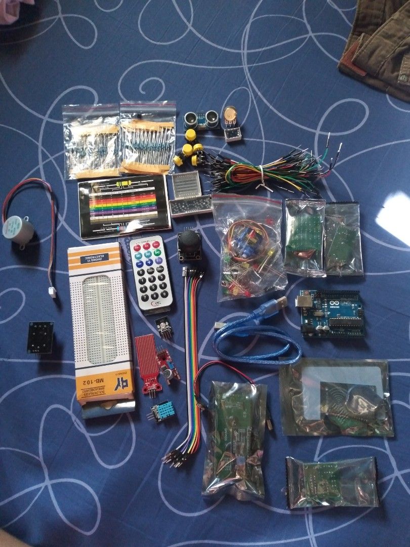 Makerlab Arduino Upgraded Learning Kit V2, Computers & Tech, Parts ...