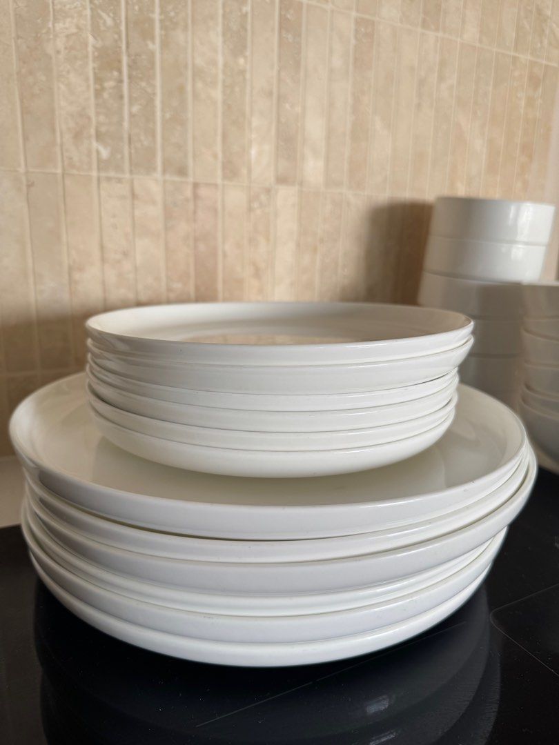 12 Maxwell & Williams Cashmere Dinner Plates, Furniture & Home Living ...