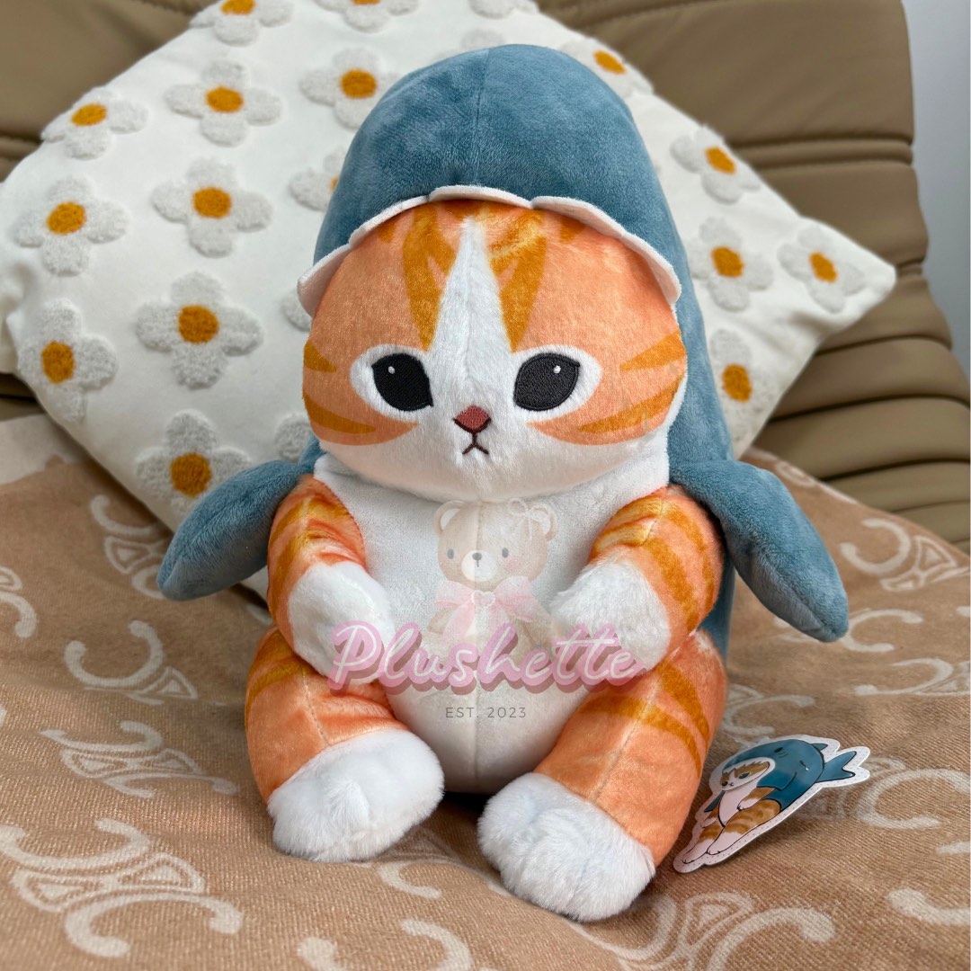Mofusand - (BIG) Classic Sitting Shark, Hobbies & Toys, Toys & Games on ...