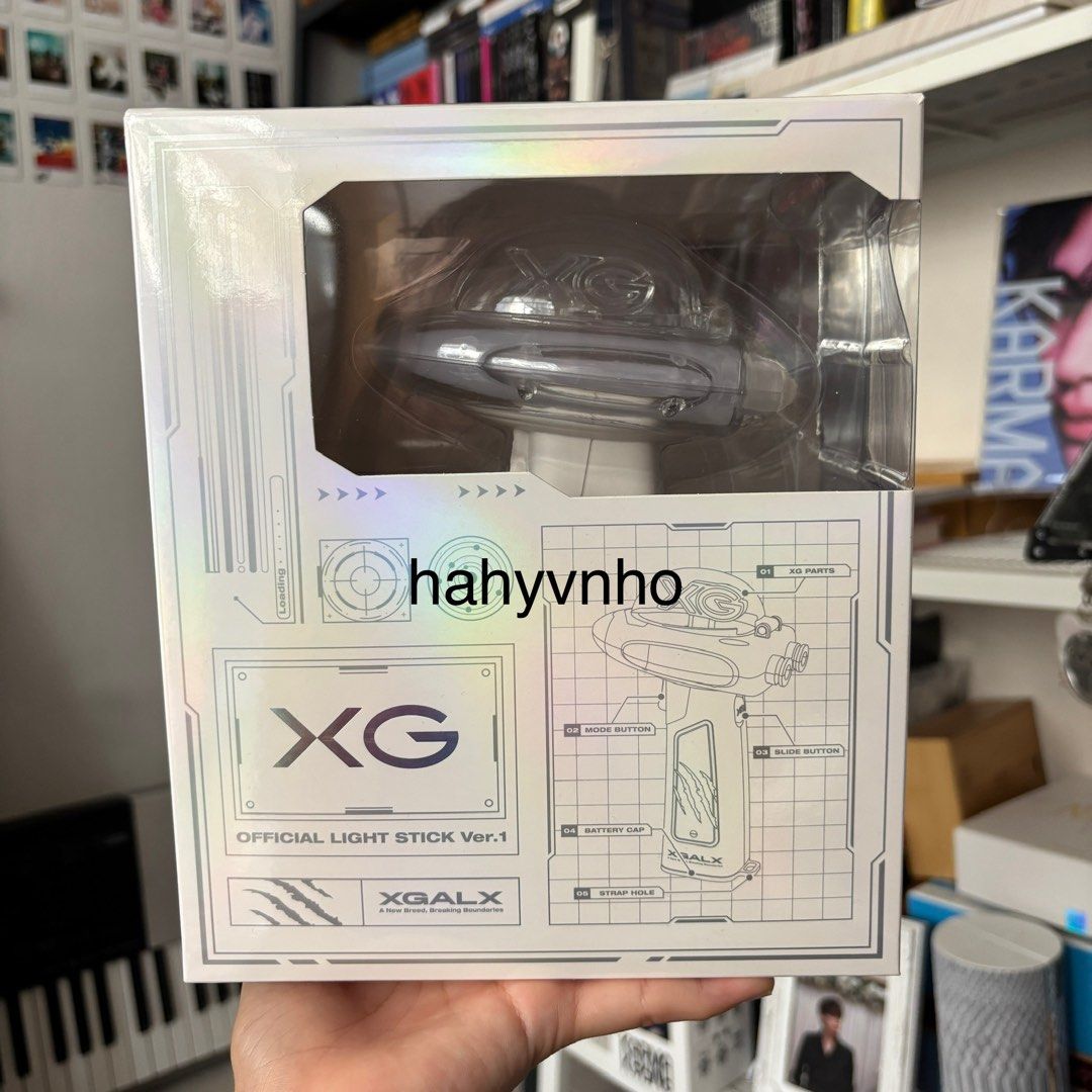 wts XG lightstick ver.1 full set, Hobbies & Toys, Collectibles ...