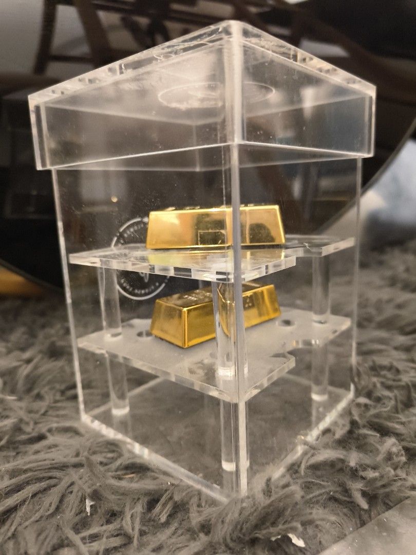 Acrylic Display Case, Hobbies & Toys, Toys & Games on Carousell