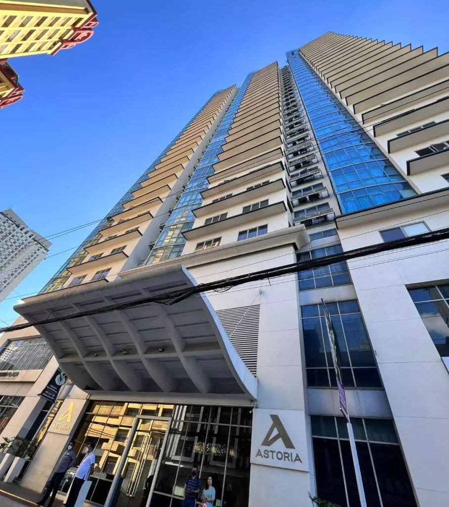 Astoria/Stellar Accommodation, 3 nights for 2 adults and 1 child (7y/o ...