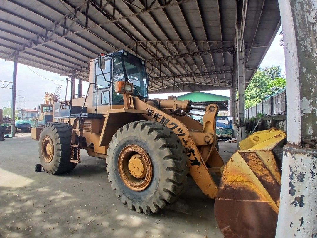 KOMATSU model.WA-400 PAYLOADER - " seldom use", Commercial & Industrial ...