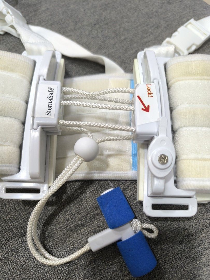 SternaSafe Chest Support Brace, Health & Nutrition, Braces, Support ...