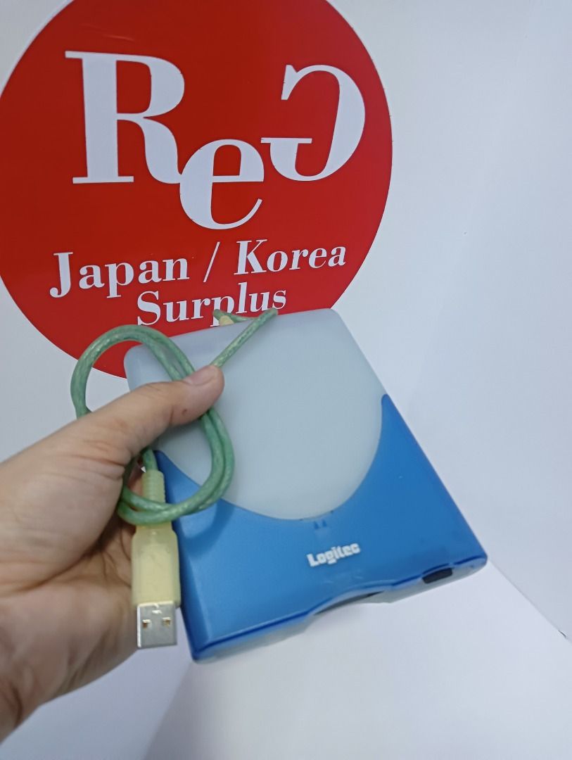 USB Discket drive - Vintage, Looking For on Carousell