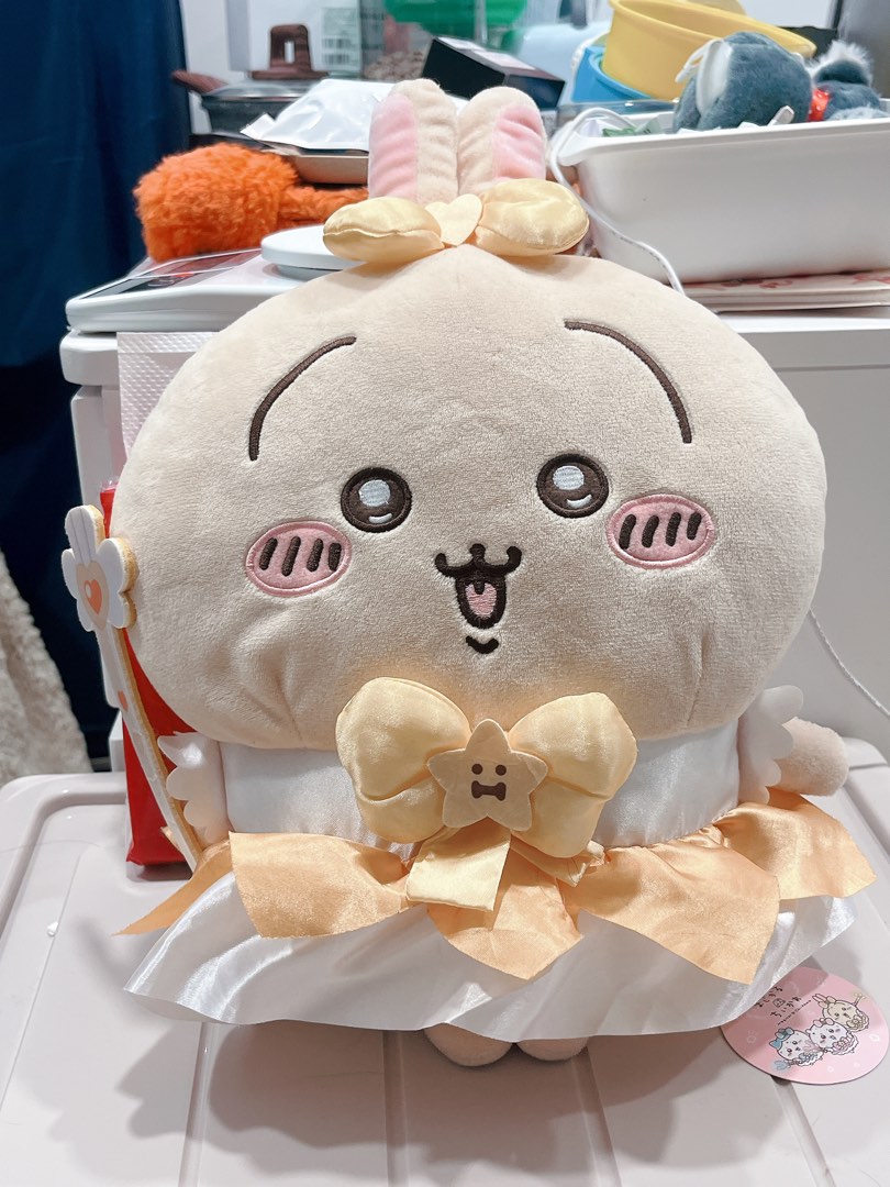 Chiikawa Usgai 魔法少女公仔 大size 全新有牌, 興趣及遊戲, 玩具 & 遊戲類 - Carousell