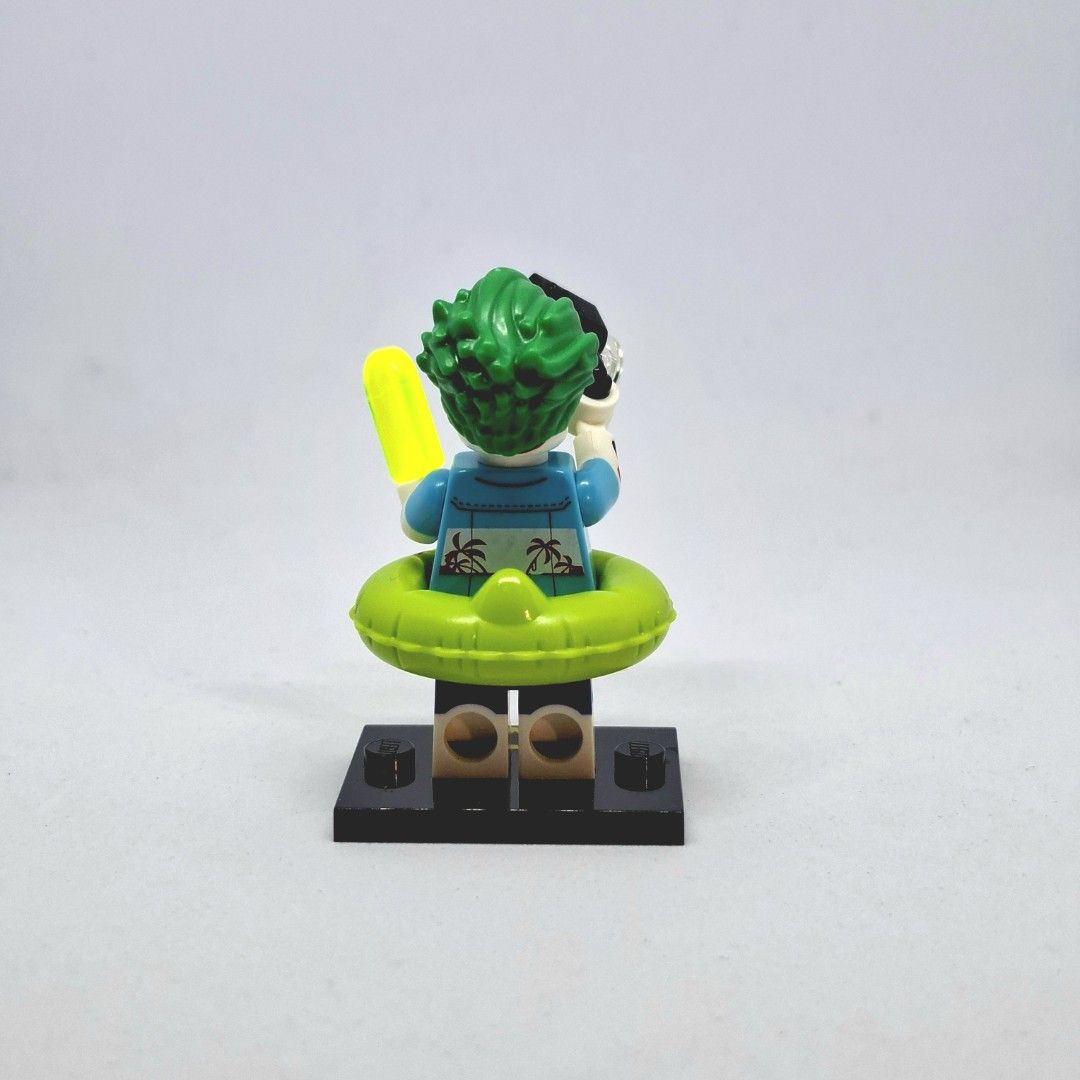 LEGO 71020 DC The Batman Movie Minifigure Series 2 - Vacation Joker ...
