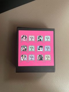 Alien Stage Lighting Signage [Luka, Sua, Hyuna], Hobbies & Toys ...