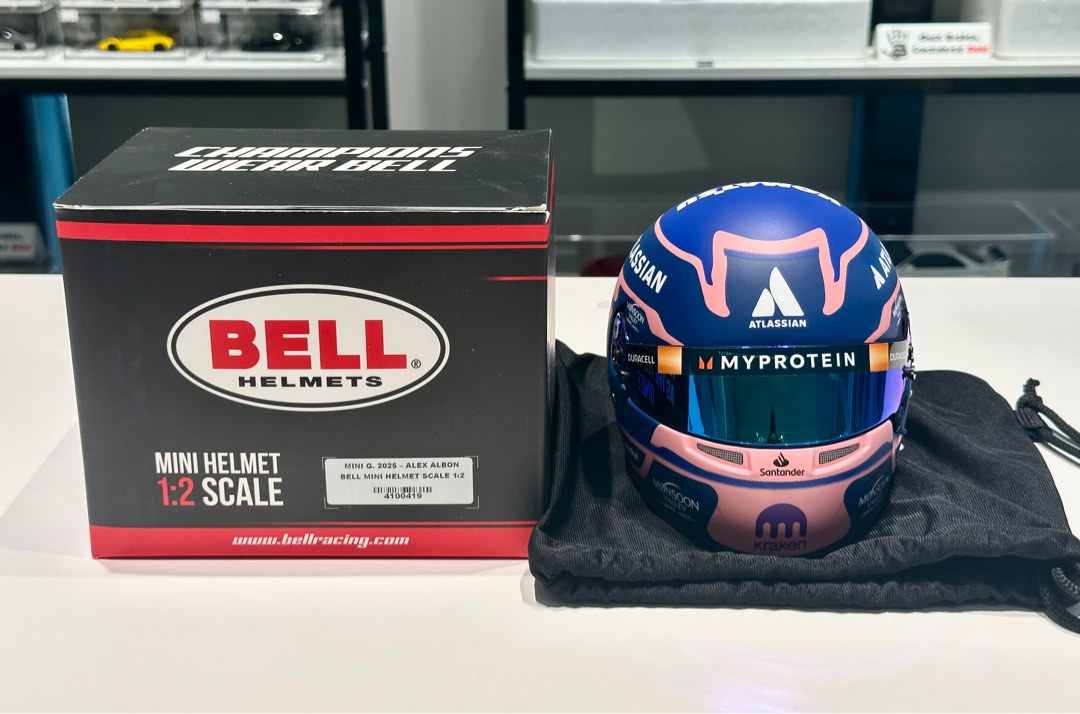 1/2 BELL Helmet Alex Albon 2025 F1 Formula One, Hobbies & Toys, Toys ...