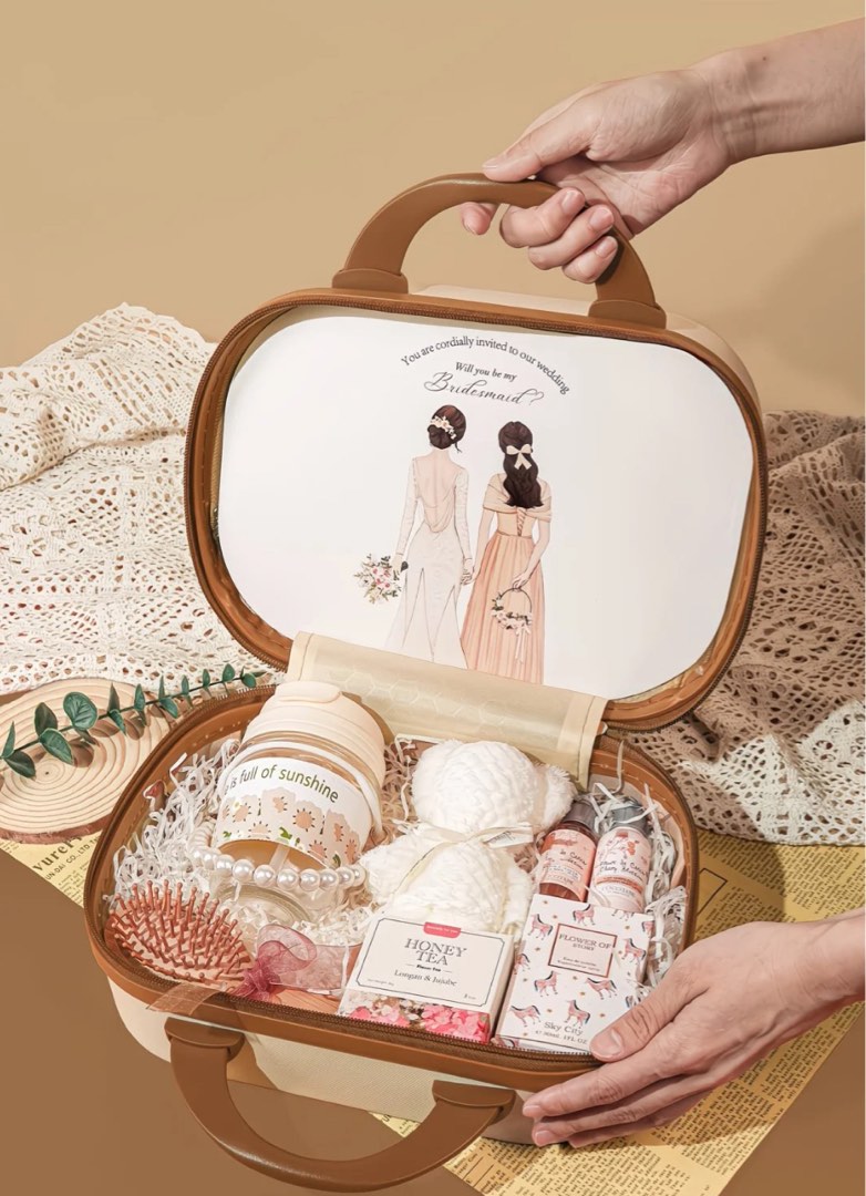 Bridesmaid Proposal Gift Box, Hobbies & Toys, Occasions & Party ...