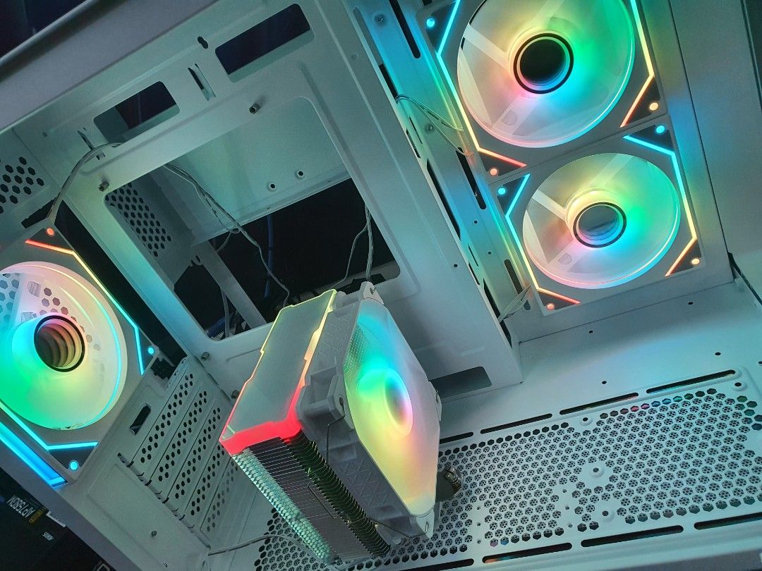 Custom PC Casing Clearance (Brand New + Freebies!) [Limited Stock ...