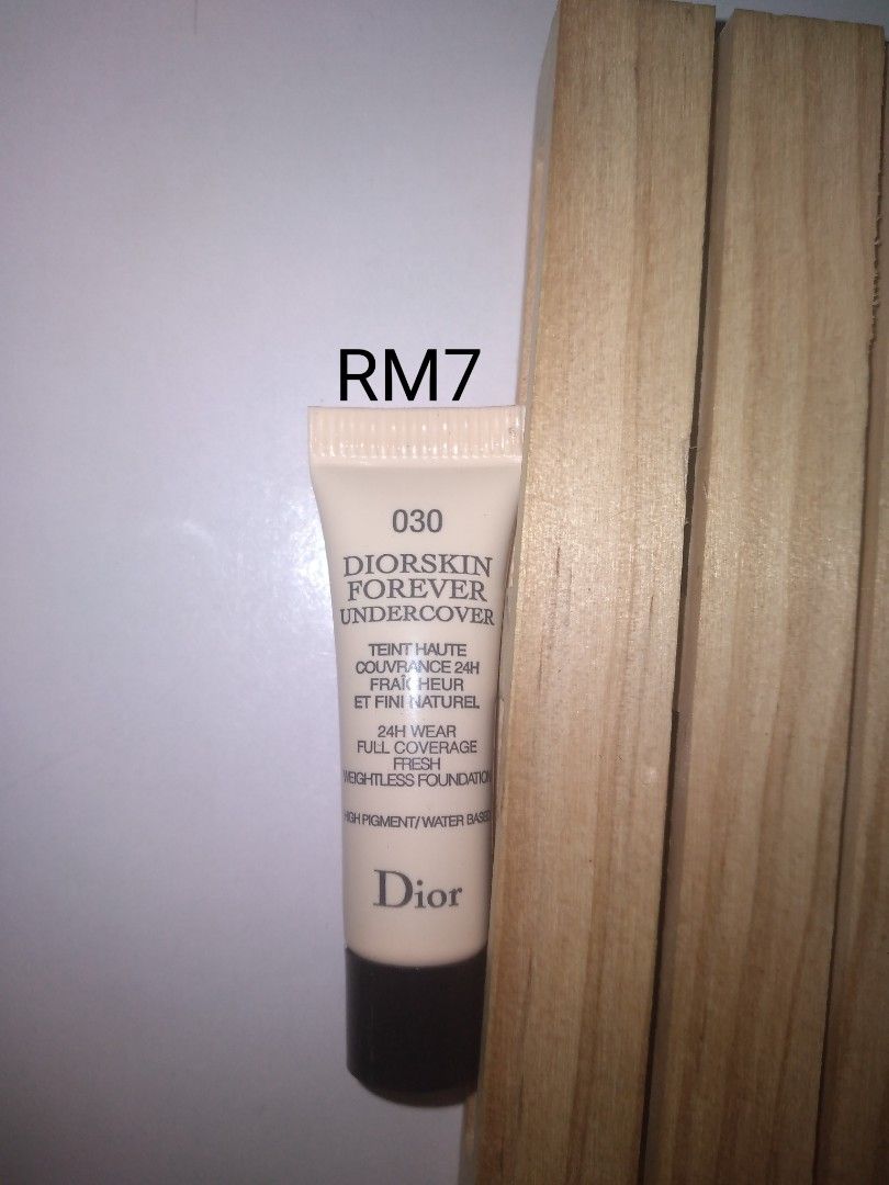 DIOR 3ml 030 forever undercover 24H wear full coverage fresh weightless foundation water based ...