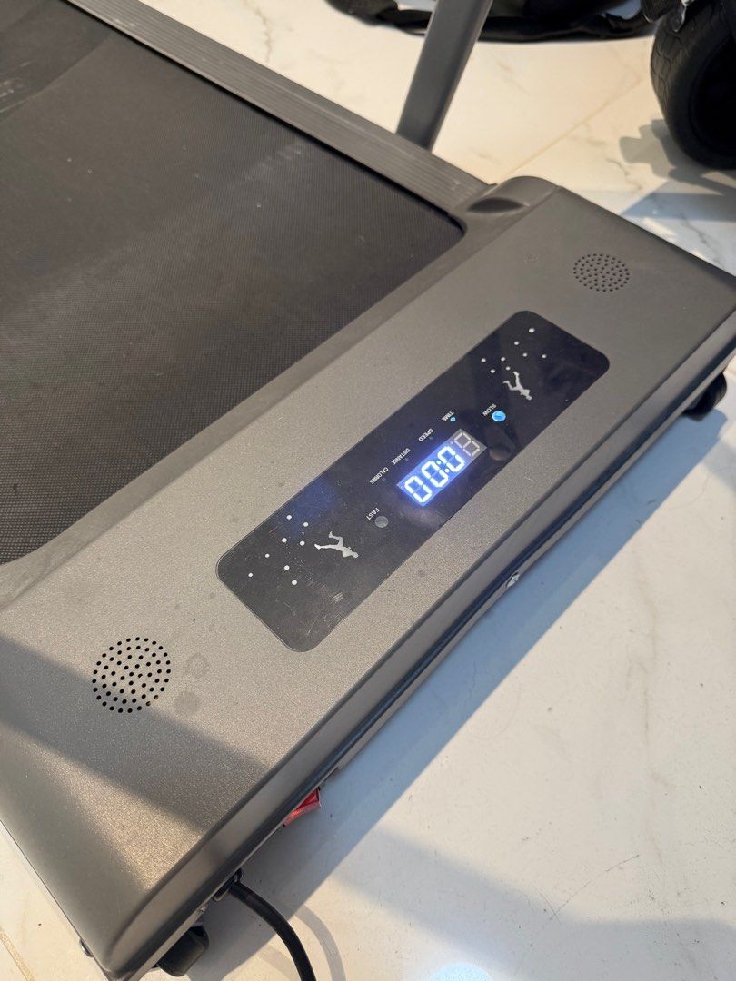 Foldable Treadmill with Remote Control, Sports Equipment, Exercise ...