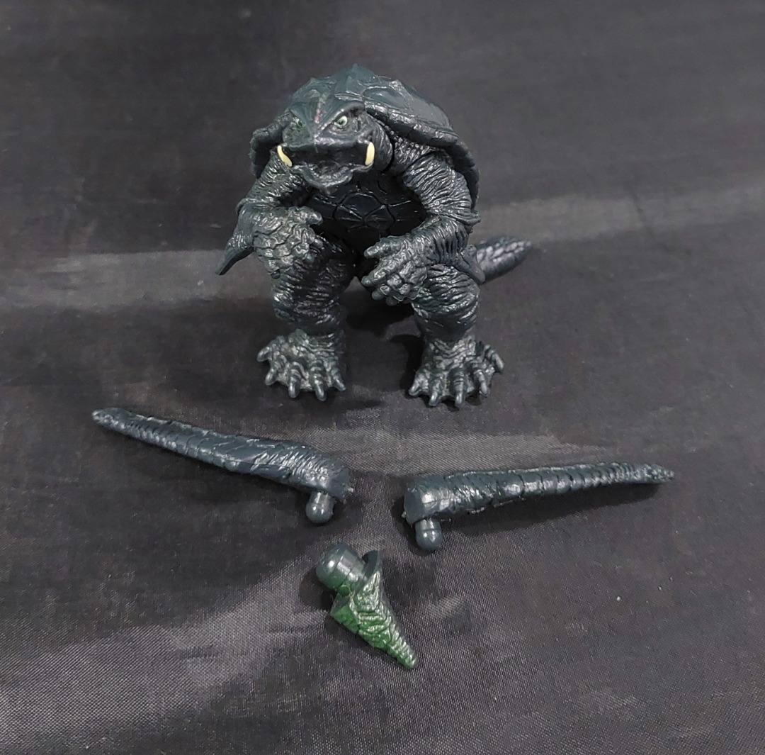 Gamera Action Figure Bandai 1996 Changeable to Flying Flight Form Kaiju ...