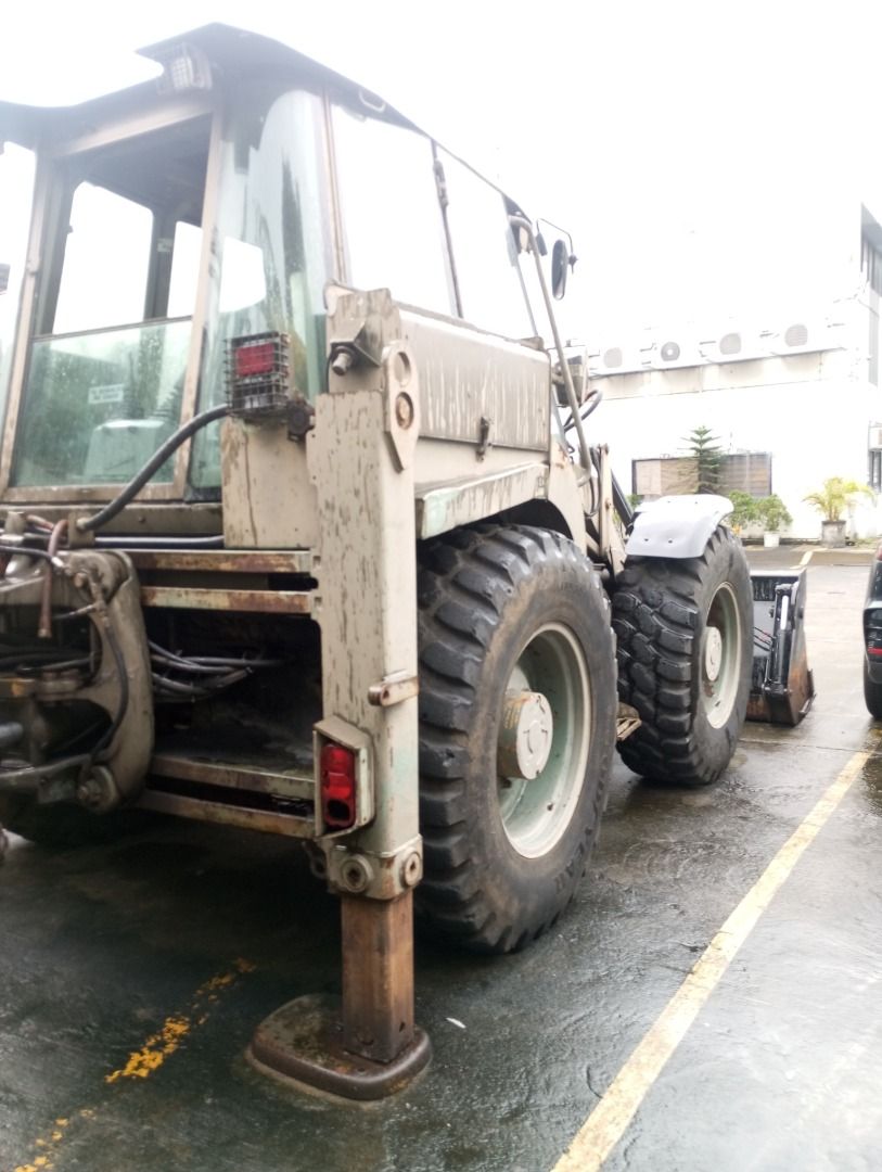 JCB Backhoe Loader, Special Vehicles, Heavy Vehicles on Carousell