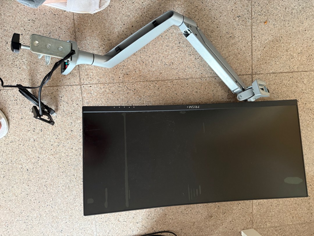 Prism+ Monitor with Monitor Arm - Prism +X300 Gaming monitor 200HZ 1ms ...