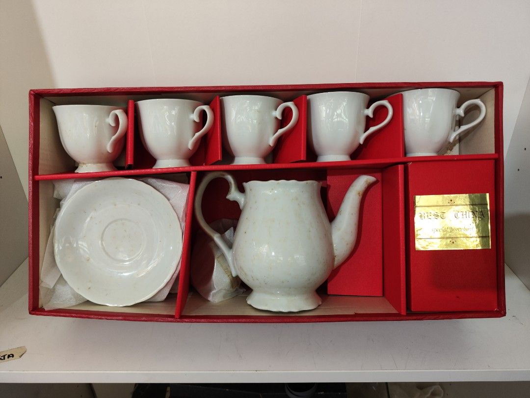 Teapot set, Furniture & Home Living, Kitchenware & Tableware, Coffee ...