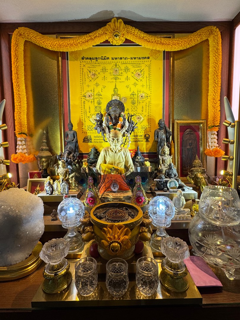 Thai Bucha, Hobbies & Toys, Religious Items on Carousell