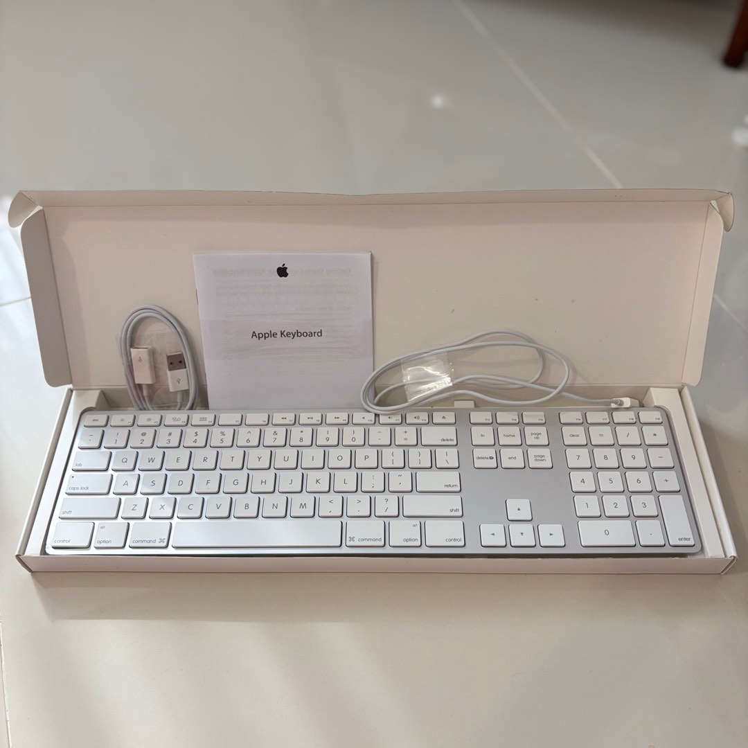 Apple Wired Keyboard with Numeric Keypad Model A1243, Computers & Tech ...
