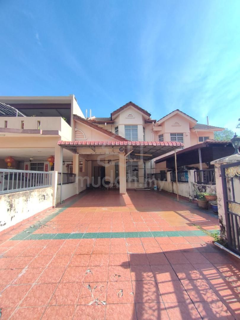 BIG SIZE CAHAYA HEIGHT U9 Double Storey Below MV Shah Alam, Property, For Sale on Carousell