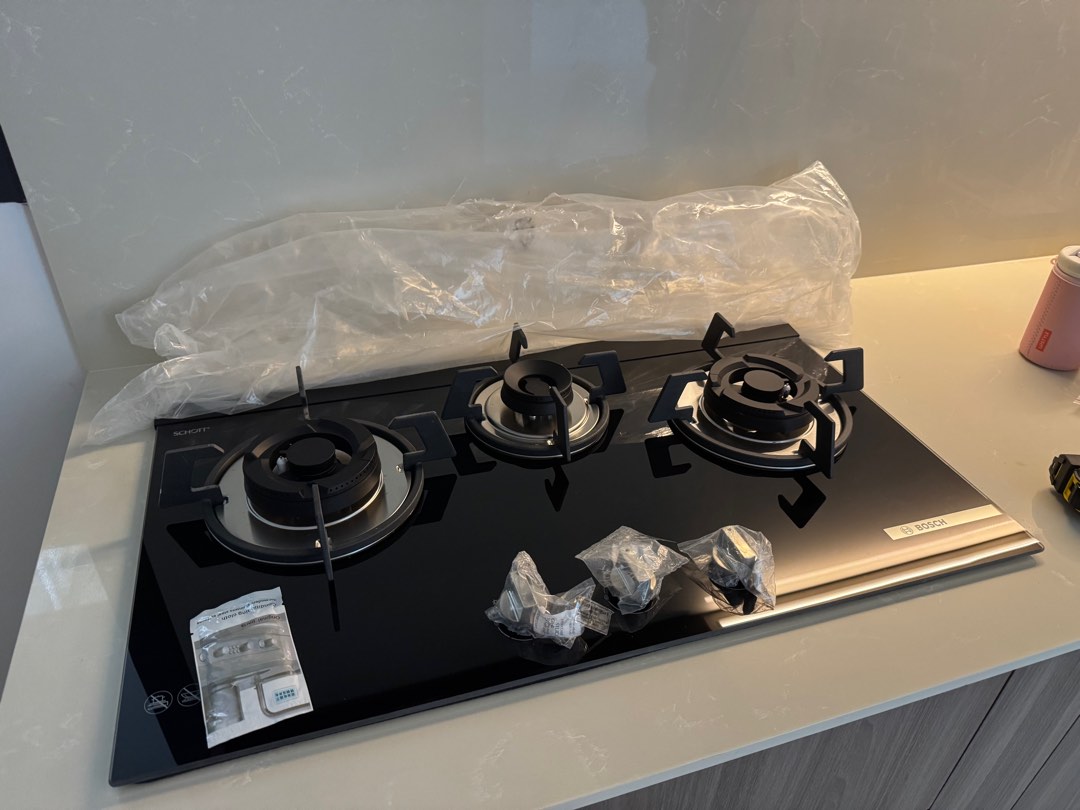Bosch 3-Burner Gas Hob - Brand New PMD83D31AF, TV & Home Appliances ...