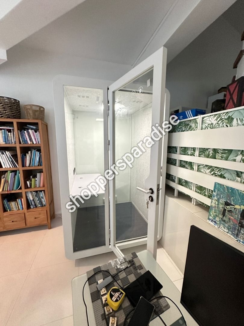 (Free delivery) POD 150 Single Pax Phone Booth White / Office Acoustic ...
