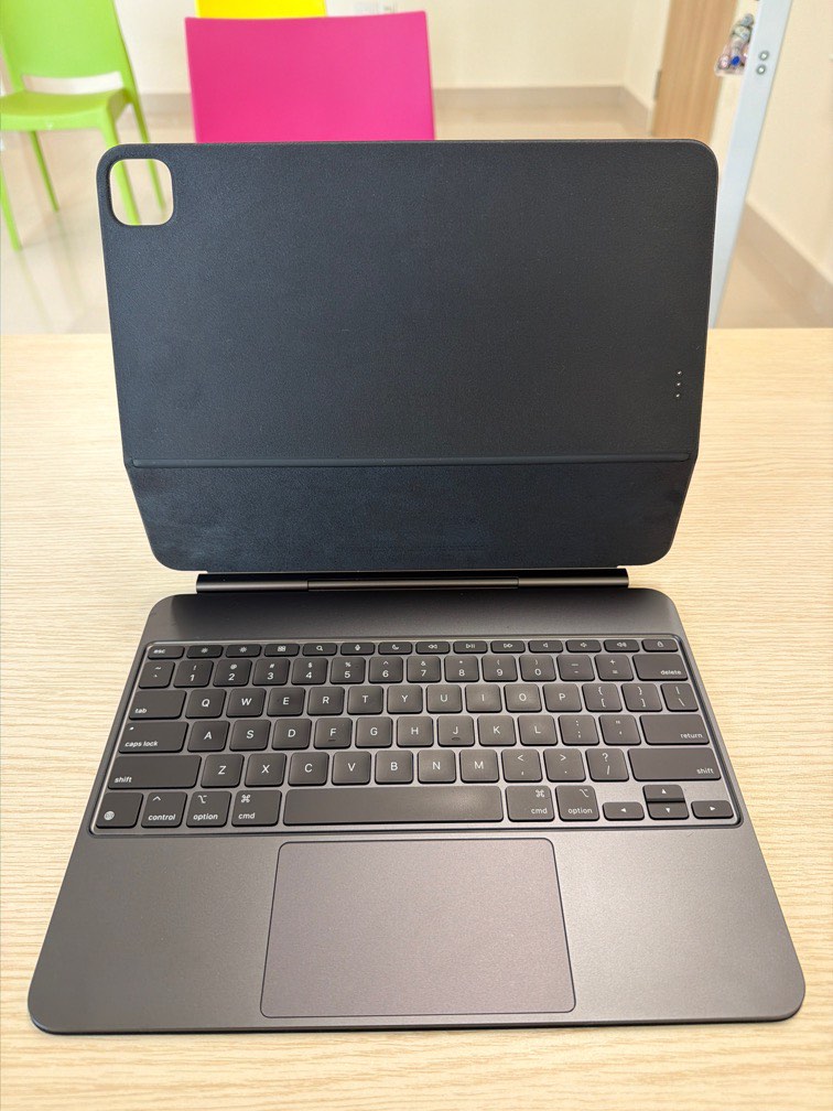 iPad Pro 13-inch Magic Keyboard, Computers & Tech, Parts & Accessories ...