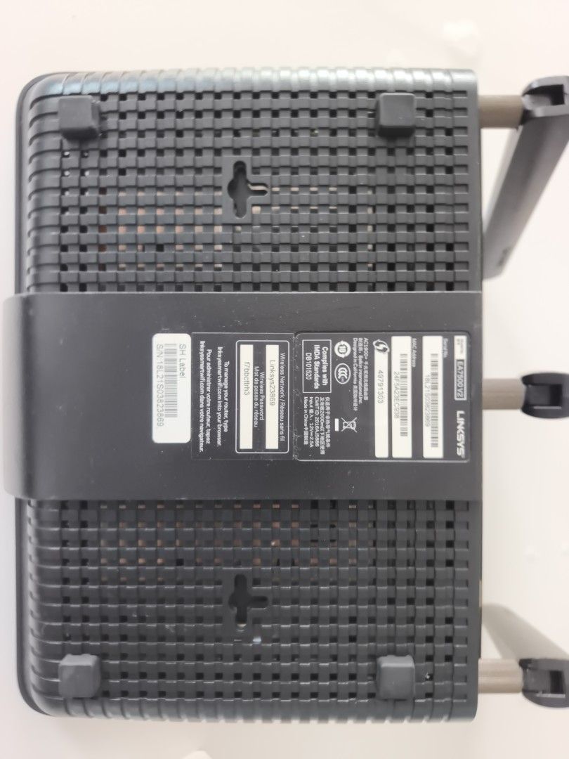 Linksys EA7500 V2 AC1900+ Wireless Router, Computers & Tech, Parts ...