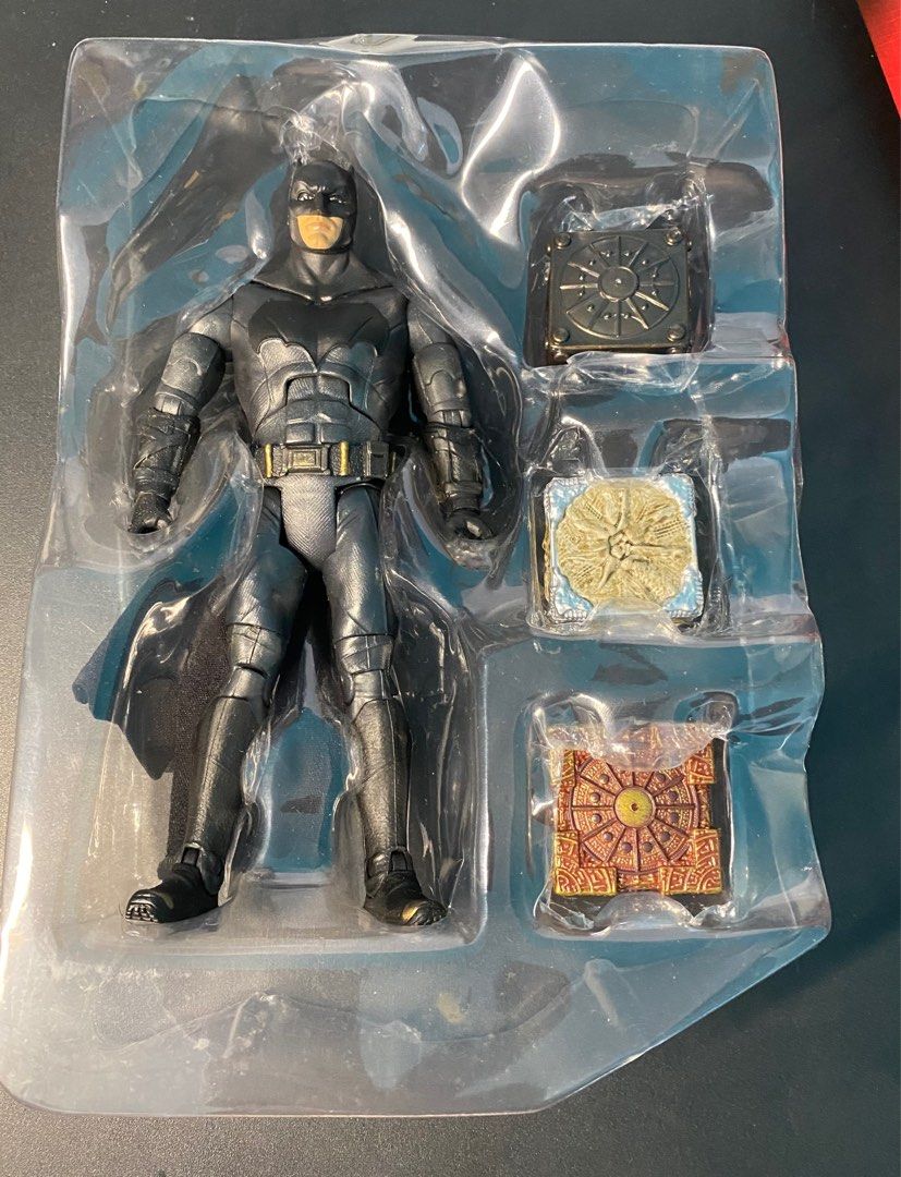 Mattel Justice League Multiverse Batman mother boxes ( half boxes ...